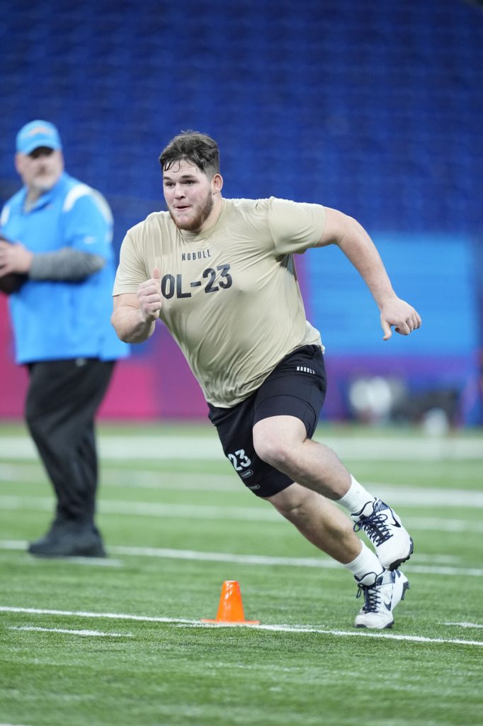 WVU notebook: Mountaineers have big shoes to fill in center Frazier ...